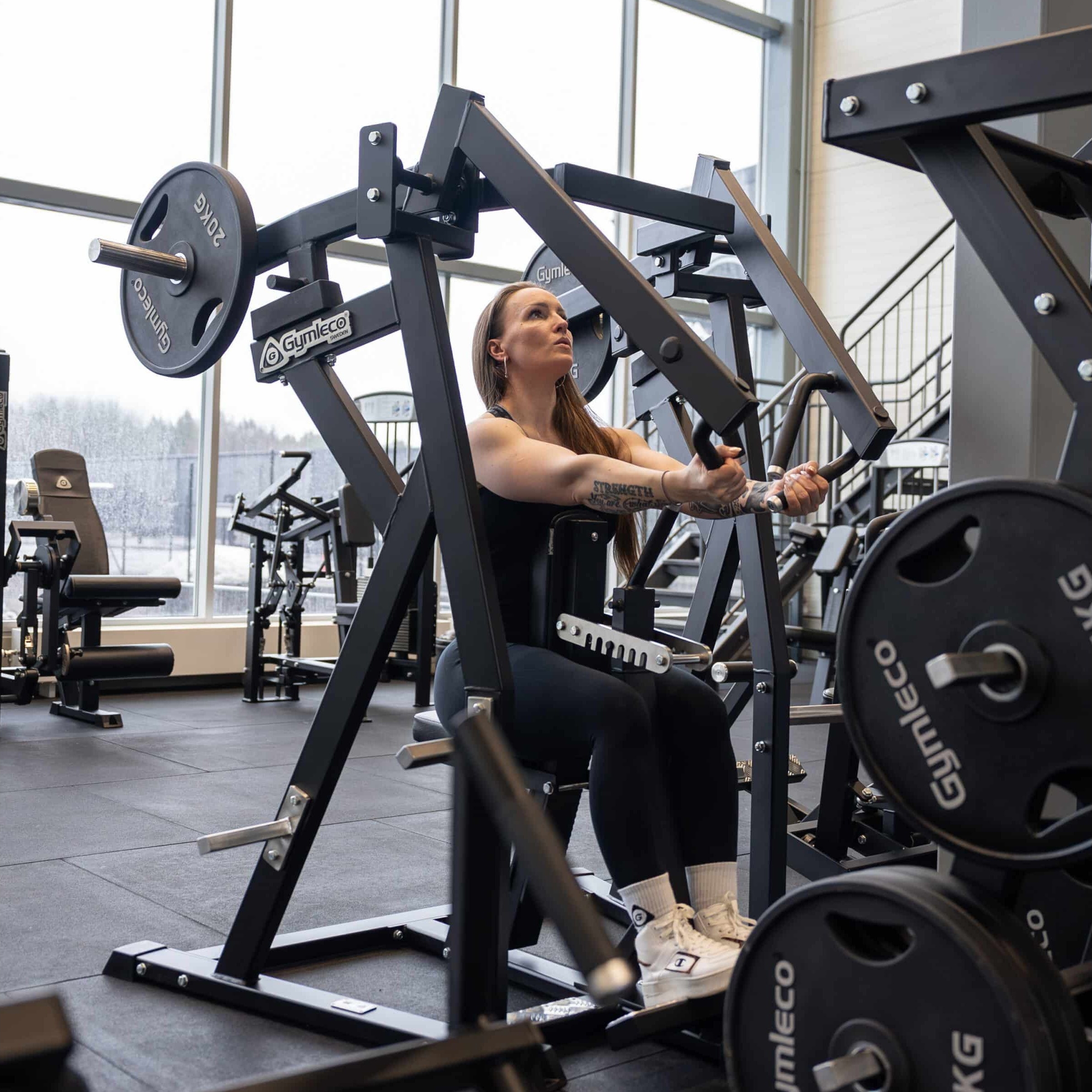barbell row underhand